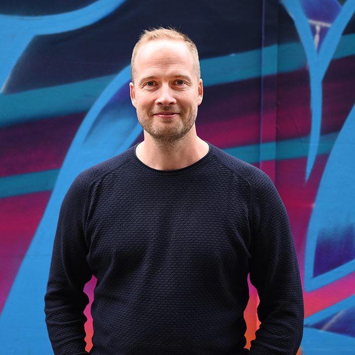 Chris Devlin Pivotal London